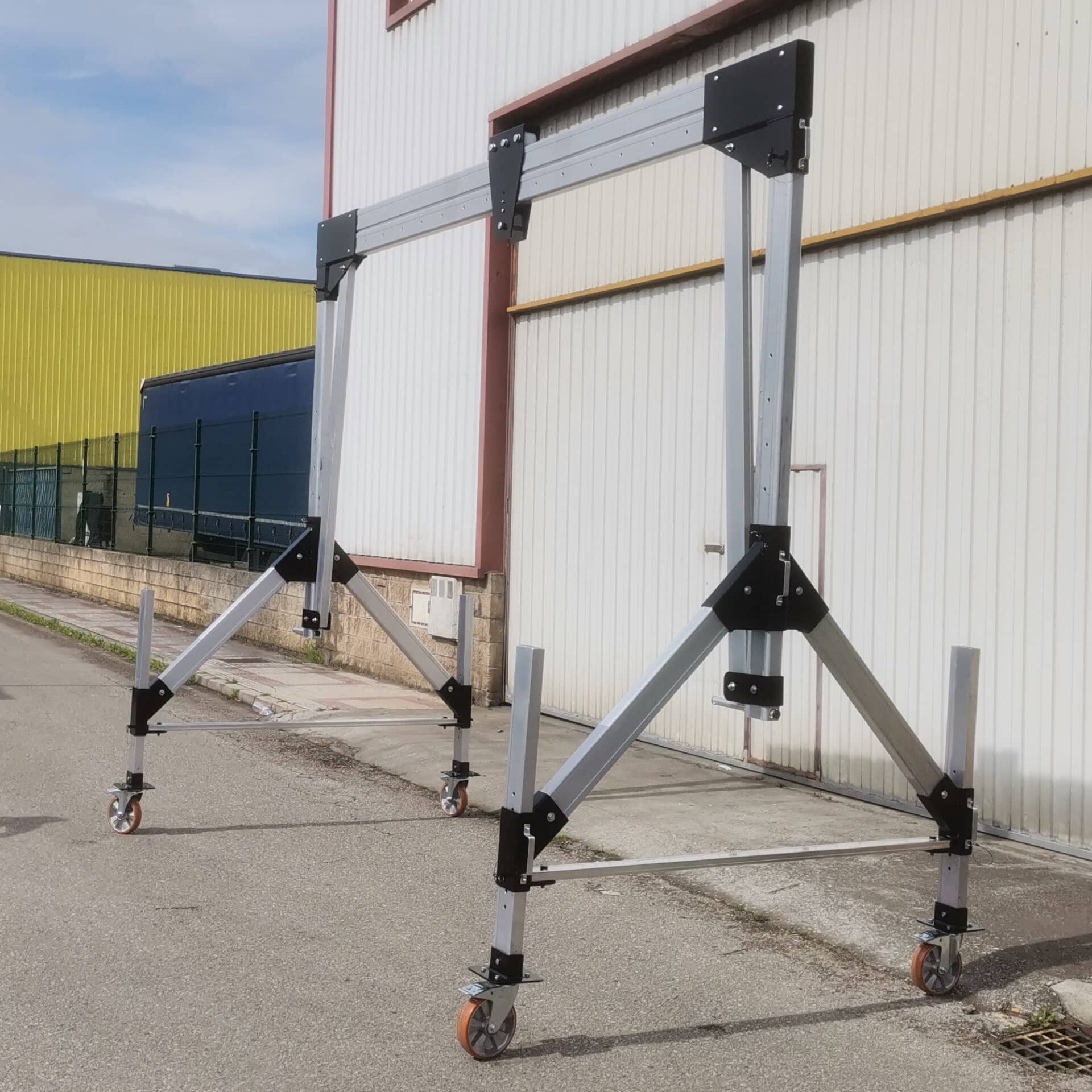 GRÚA PÓRTICO PORTÁTIL SERIE LSB - Orión Seguridad